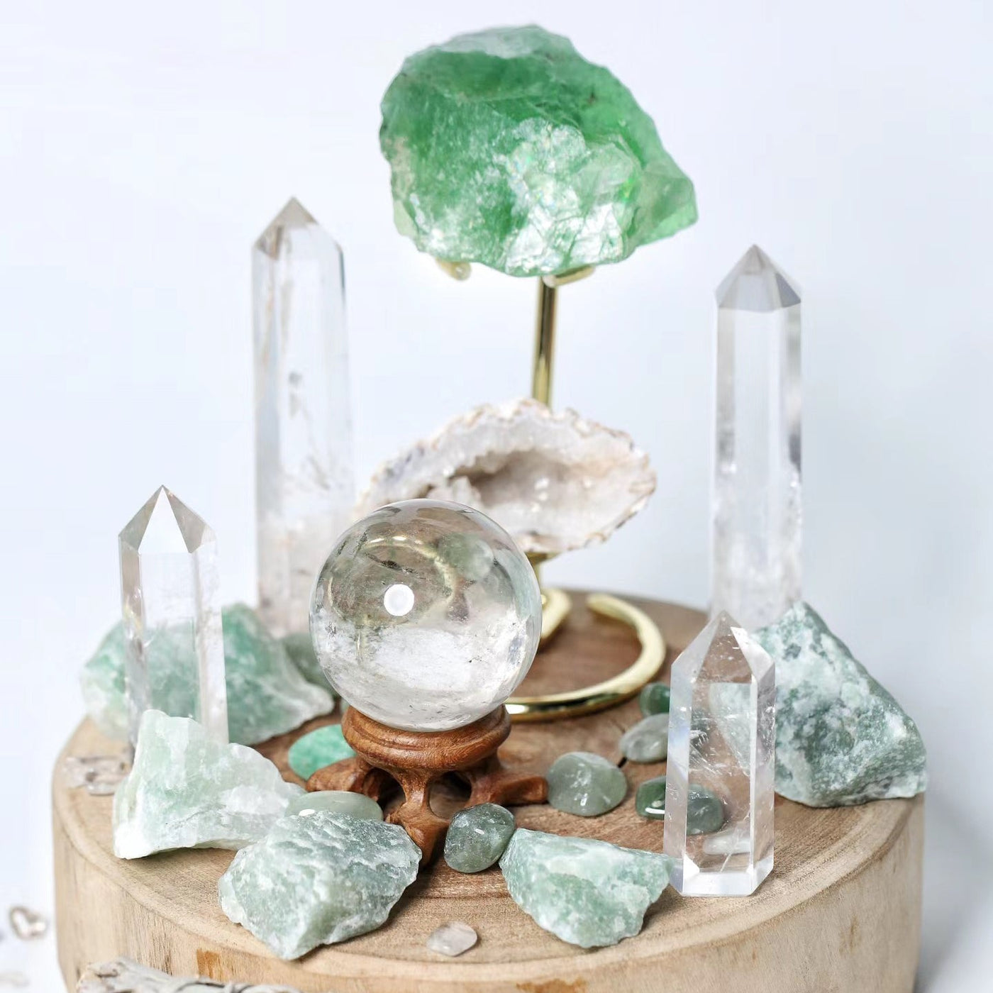 Green Aventurine Spiritual Meaning:Healing Properties,benefits ＆ Uses